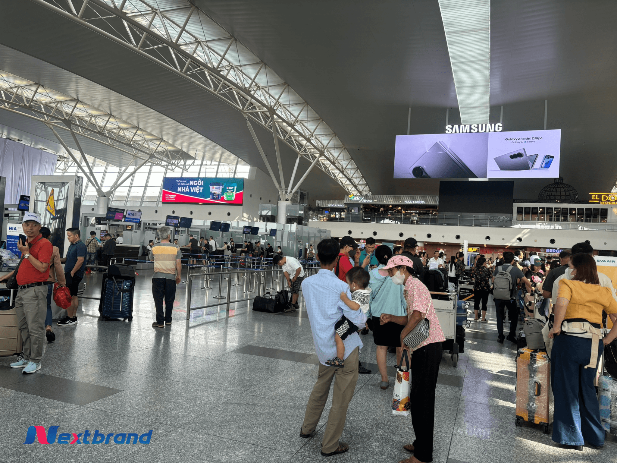 Terminal là gì trong sân bay? Phân biệt và cách di chuyển
